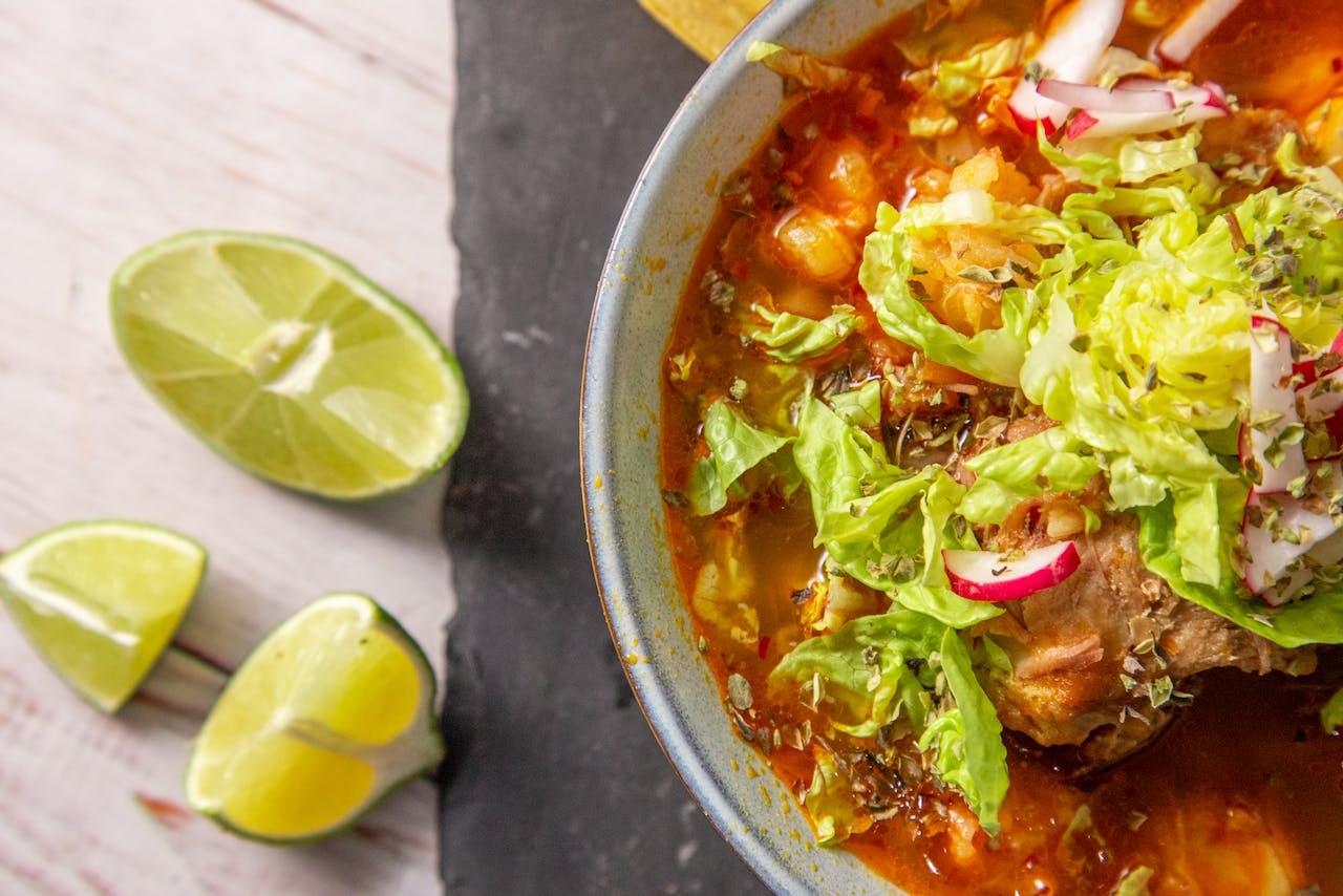 Receta de pozole rojo tradicional – Wine.com.mx